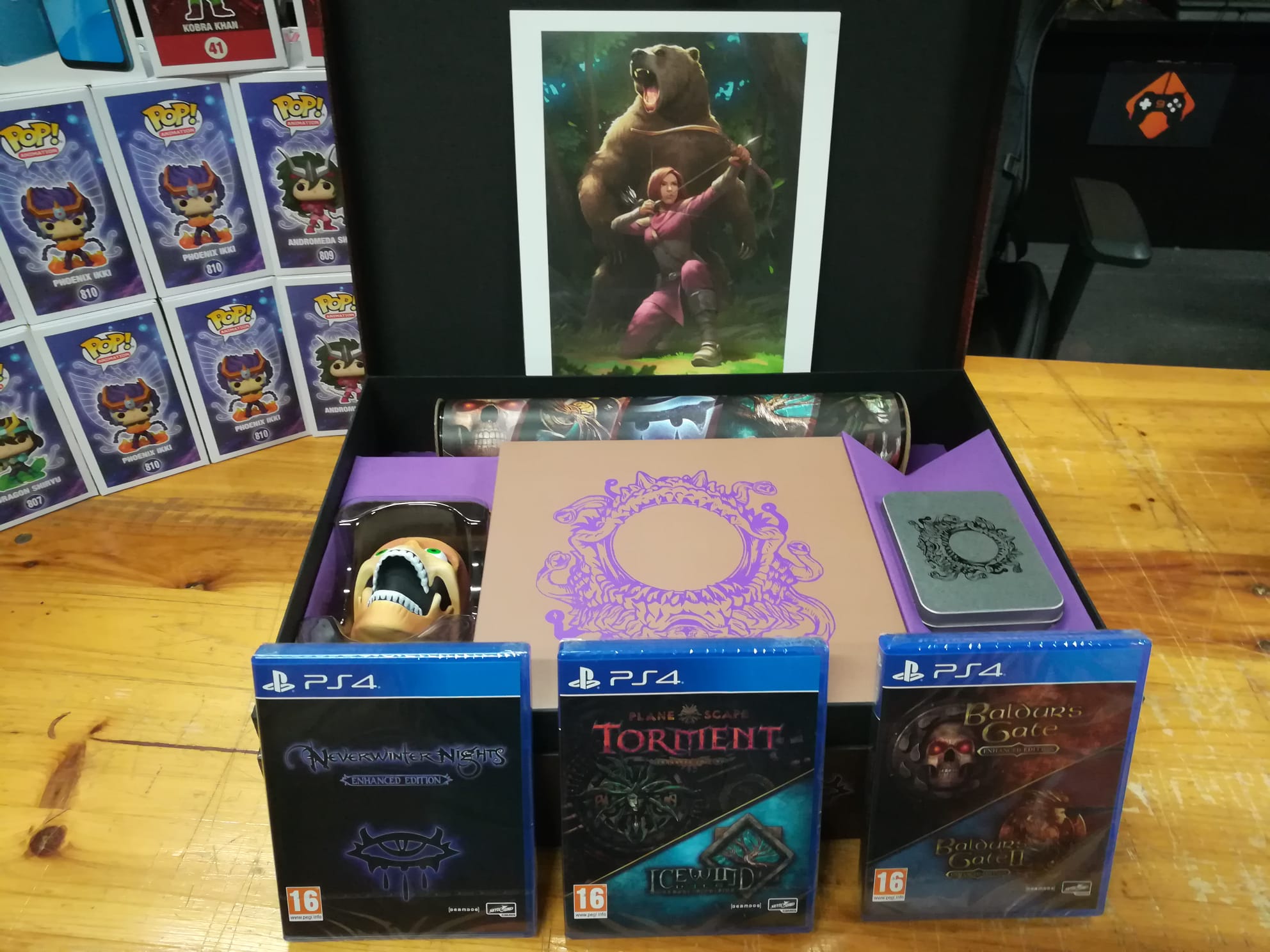 The Ultimate Enhanced Edition Collector’s Pack Playstation 4 Edizione