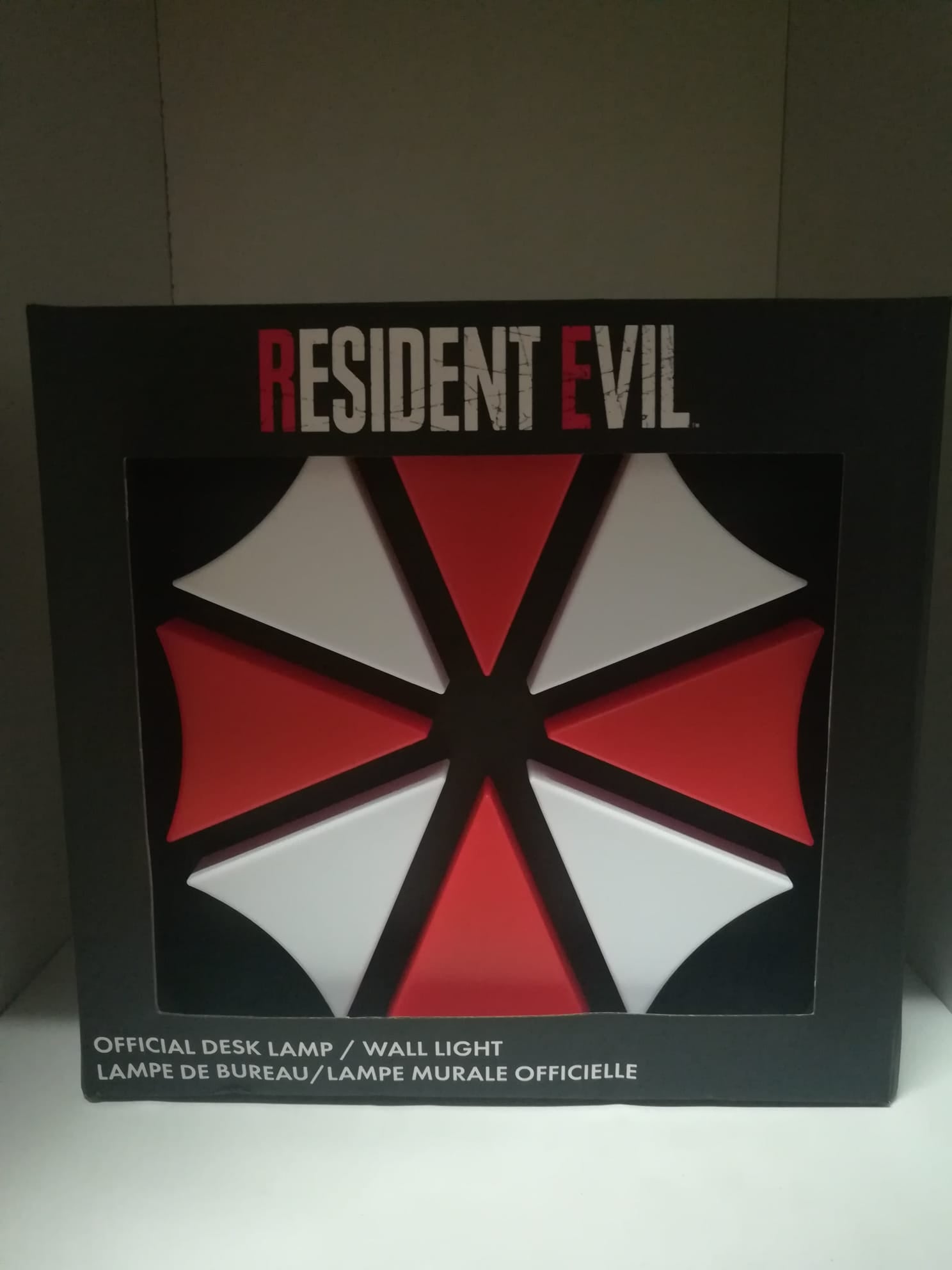 RESIDENT EVIL -LAMPADA DA TAVOLO O MURO -UFFICIALE